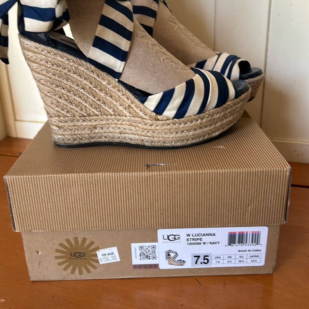 Ugg Lucianna Wedge Navy Stripe Shoes 7.5 - Gem